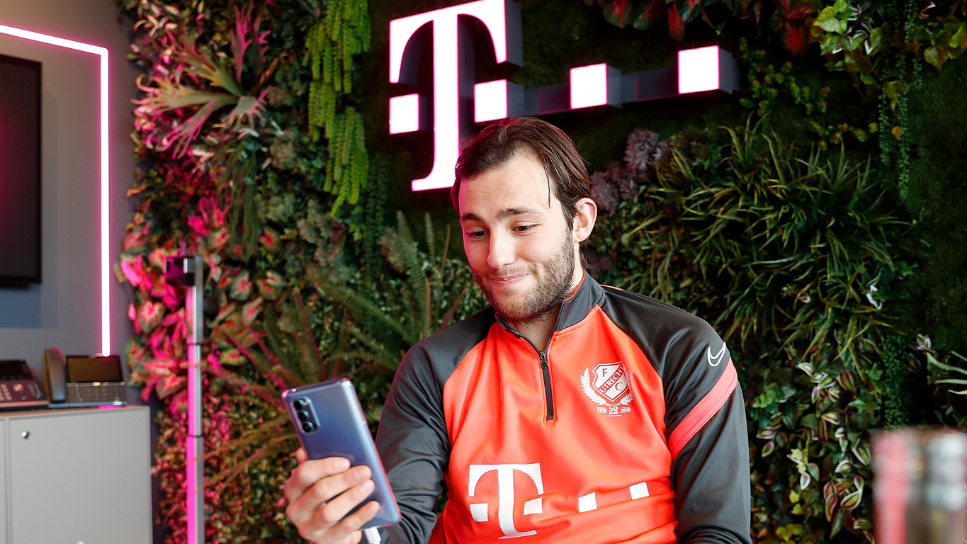 'Maarten maakt met iedereen een dolletje'